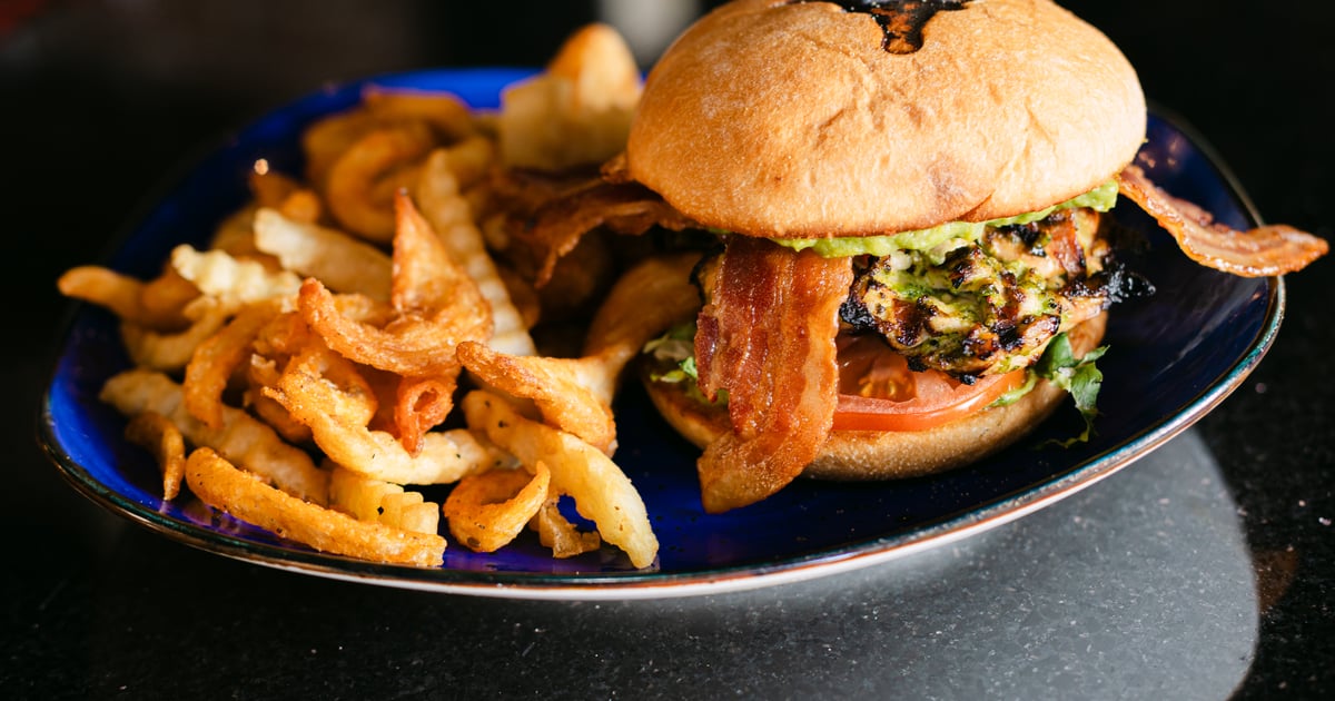 Chicken Sandwich - Lunch - Toro | Bowling Green