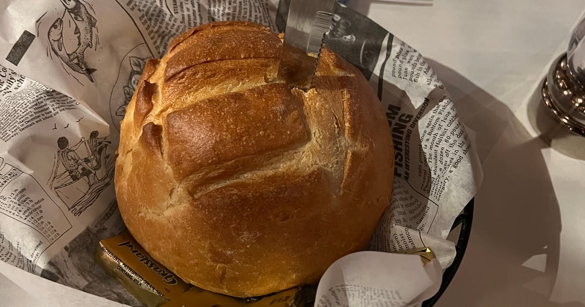 Bread Loaf - Menu - Turner's Seafood - Restaurant and Fresh Seafood ...