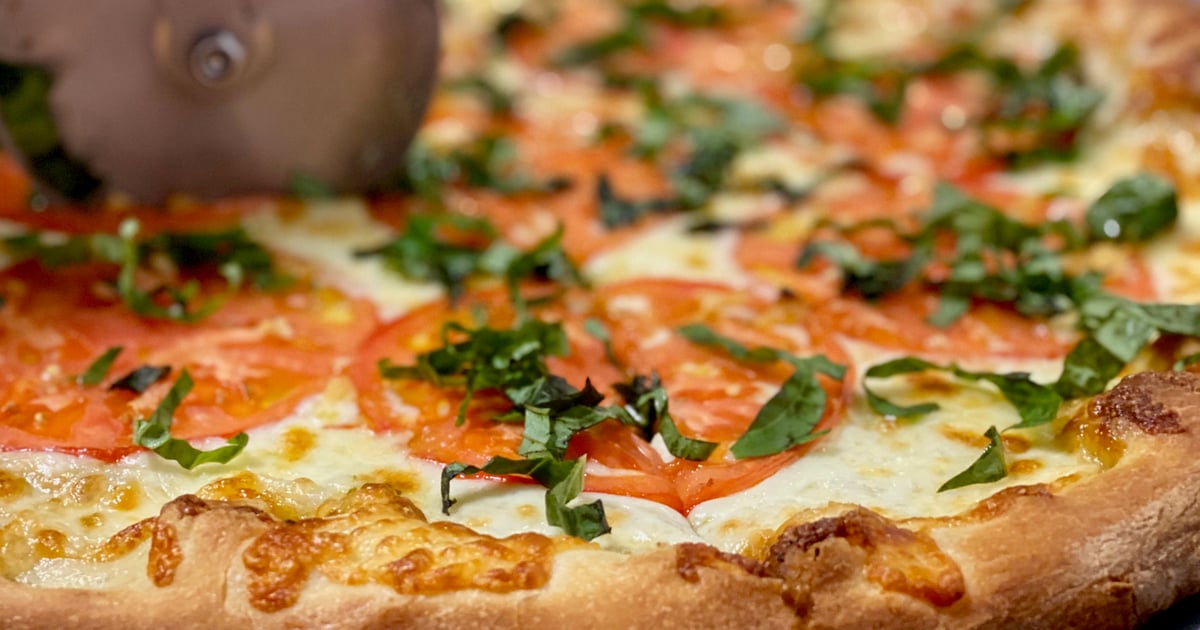 12 Inch Margherita Pizza - The Grove