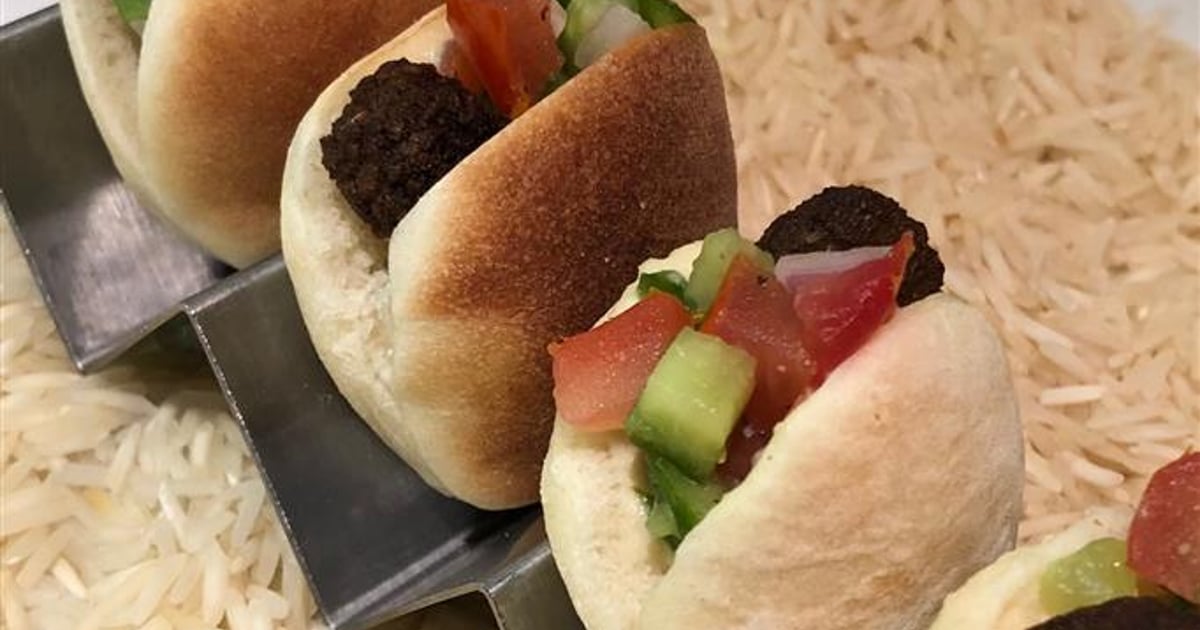 The Sonata Mini Pita Platter - Blueberry Hill Catering - Caterer in ...