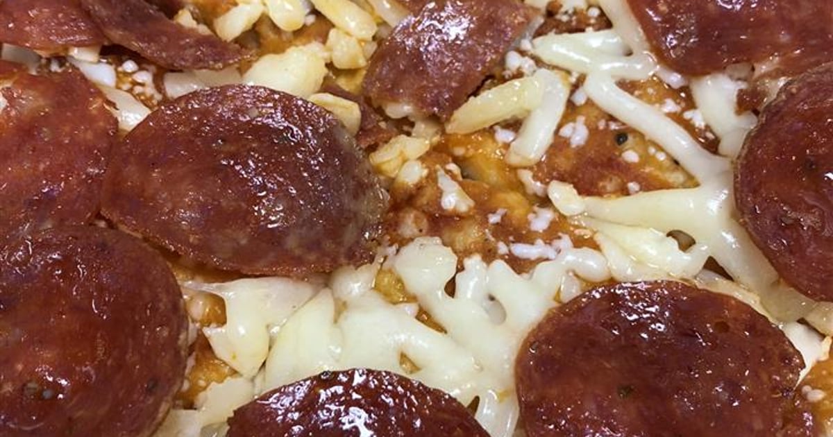 PEPPERONI & CHEESE PIZZA - 9" - Our Menu - Paisan's Old World Deli ...