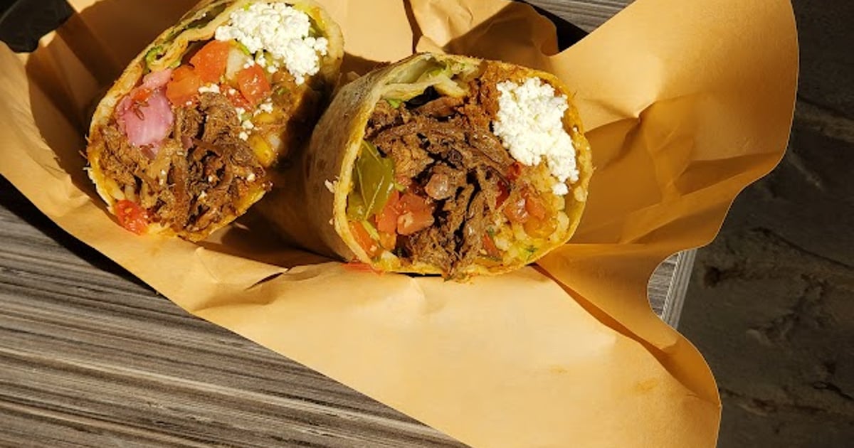Barbacoa Burrito - Burrito Splendido - Mexican Restaurant in MB