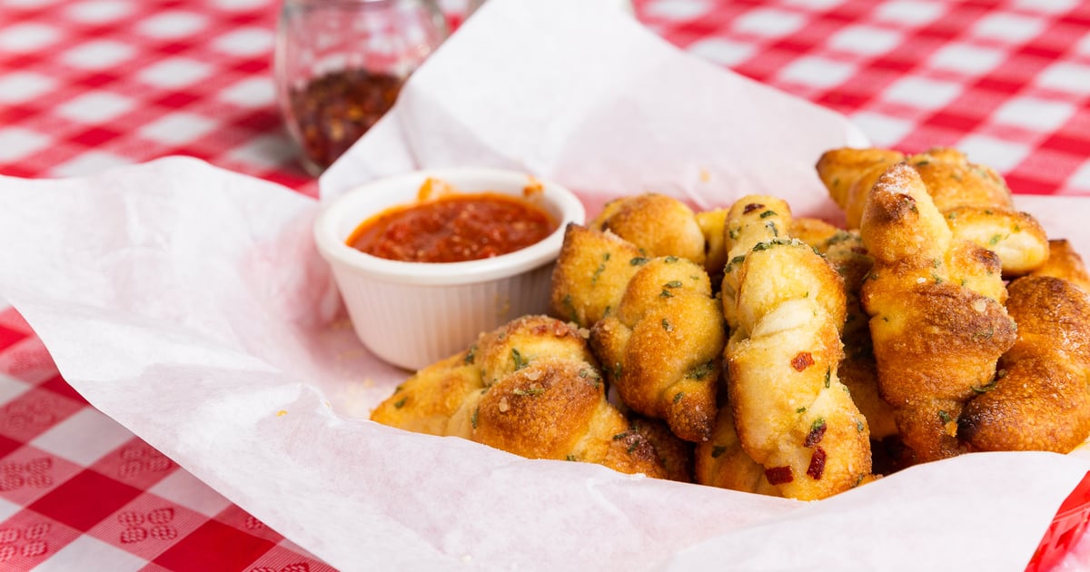 Catering - Aloha Pizza and Pasta - Italian Restaurant in Riverside, CA