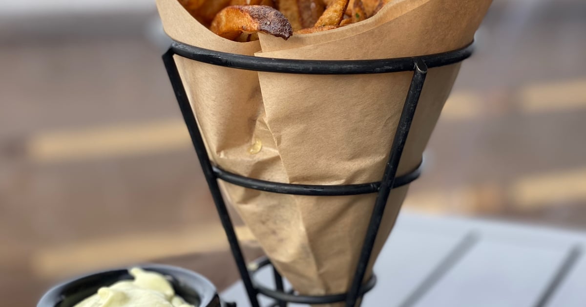 Truffle Garlic Fries - Kafé Neo Woodstone Taverna (Kafé Neo Woodstone ...