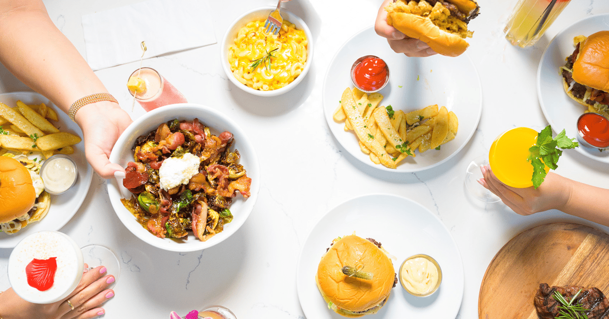 Chick & Smash - American Restaurant in Miami, FL