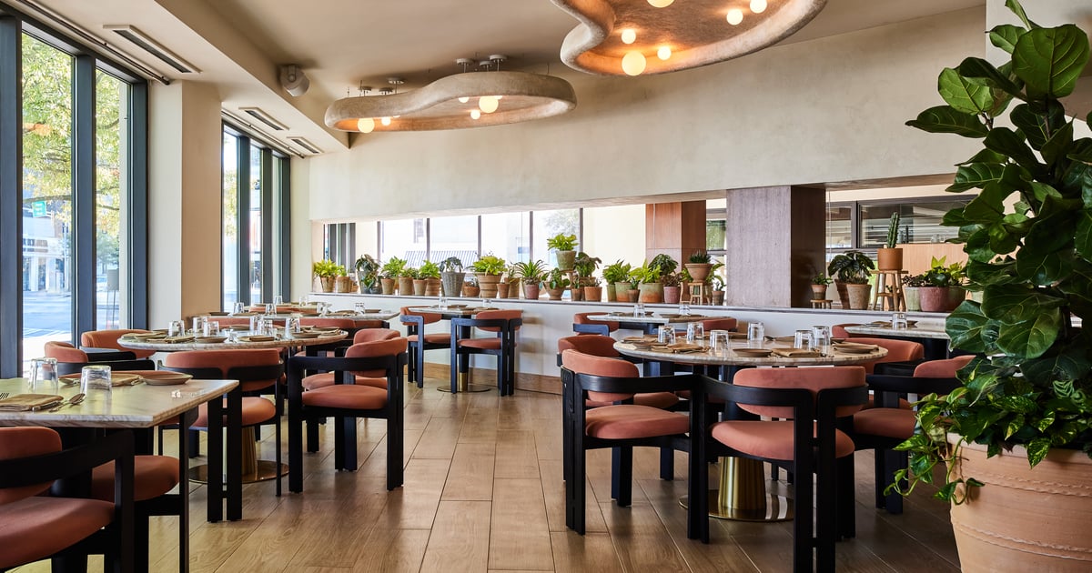 Group Dining | Buckhead - Delbar Middle Eastern Restaurant and Bar