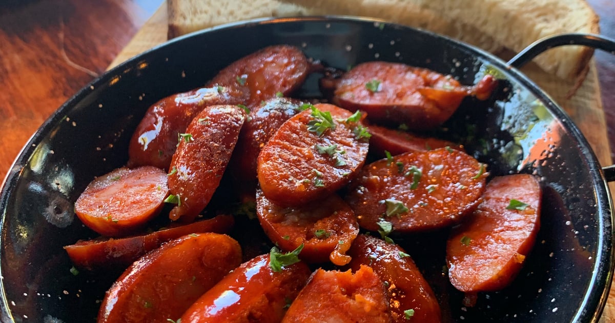 Spicy Mini Chorizo Sausage - Tablas Woodstone Taverna (Kafé Neo ...