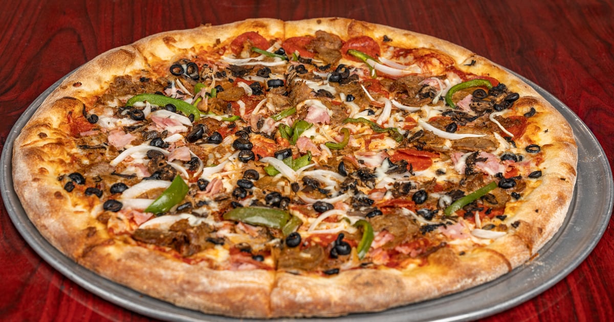12'' The Works Pizza - Italiano's Pizza - Pizza Restaurant in Deltona, FL