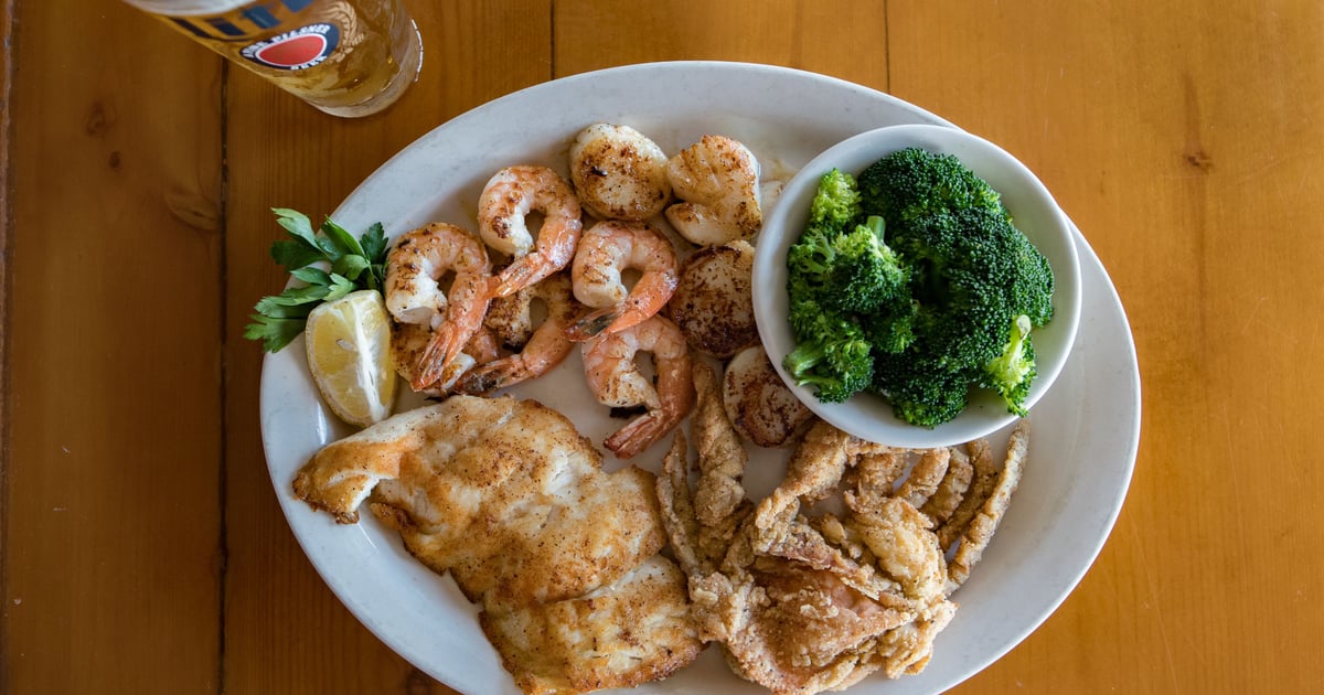 Pick 4 - Steamers - American Restaurant in Cedar Key, FL