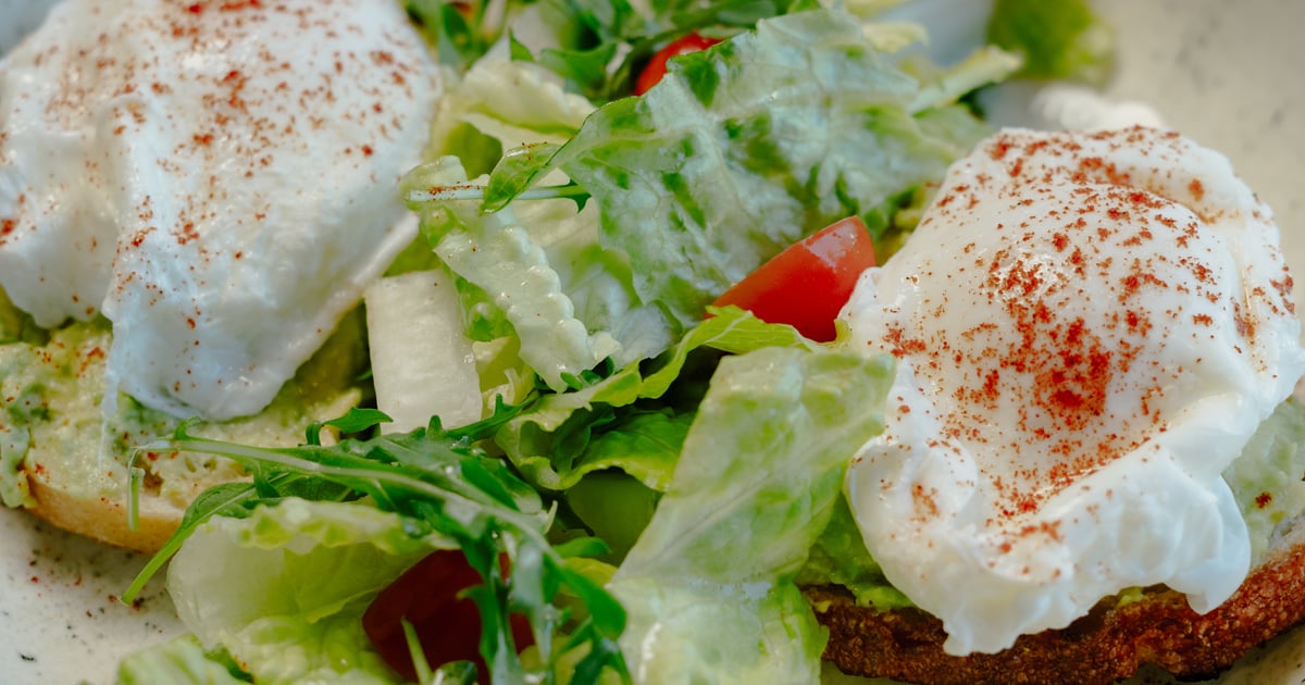 Avocado Poached Egg - Brunch Menu - Nukha - Restaurant & Lounge
