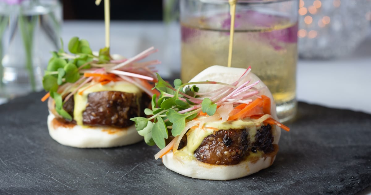 KOREAN STYLE BEEF SHORT RIB STEAM BUNS (3PCS) - Sel - American ...