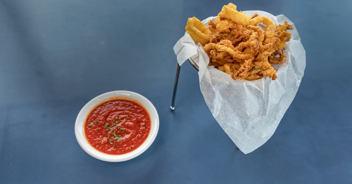 Calamari Rings & Tentacles - Billy's Chowder House - Seafood Restaurant ...