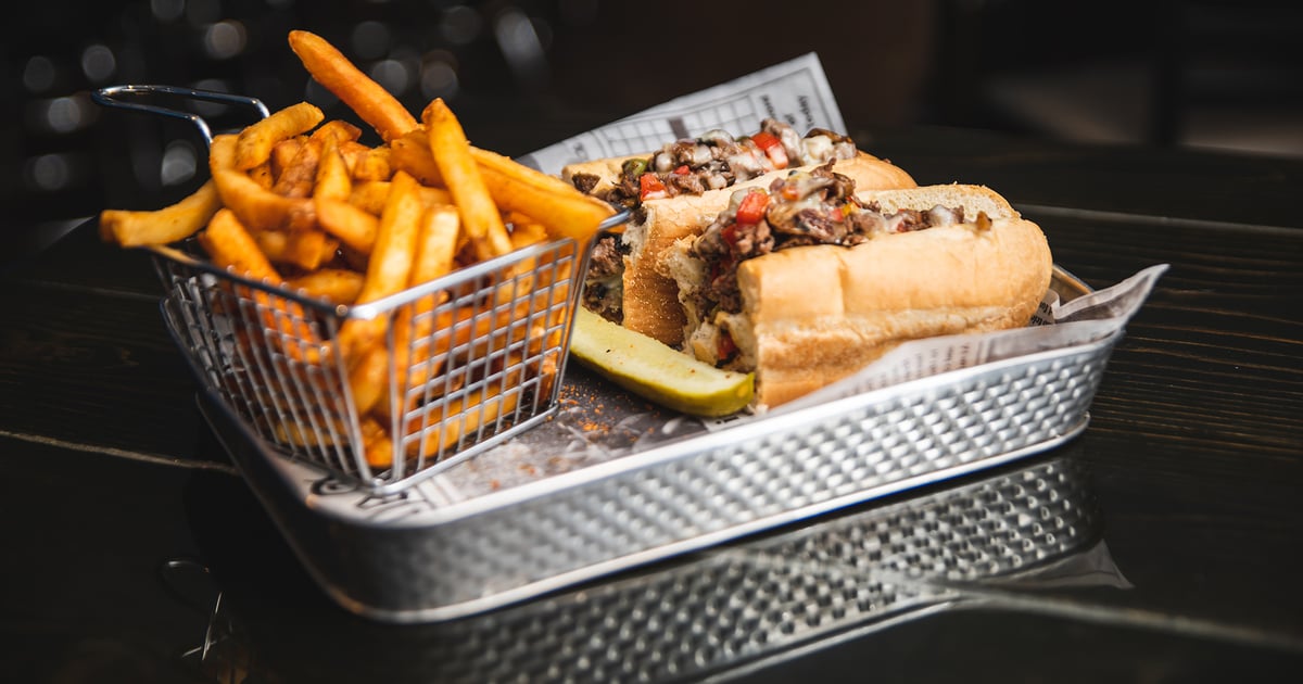 Rae Rocks Bar & Grill - Bar & Grill in Methuen, MA