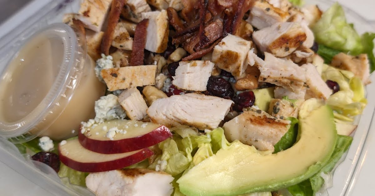 Johnny Appleseed Salad - Johnny's Beef & Gyros | Gyros, Burgers ...