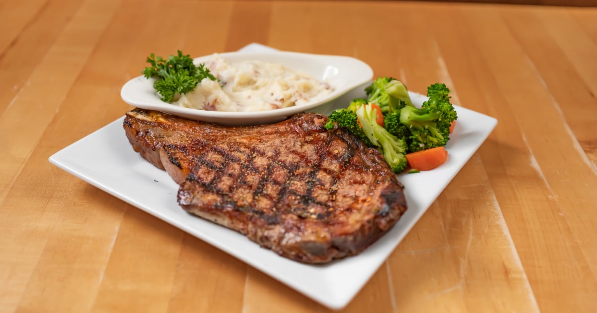 Rib-Eye Steak (18 oz.) - Popei's Clam Bar - Seafood Restaurant in Coram, NY