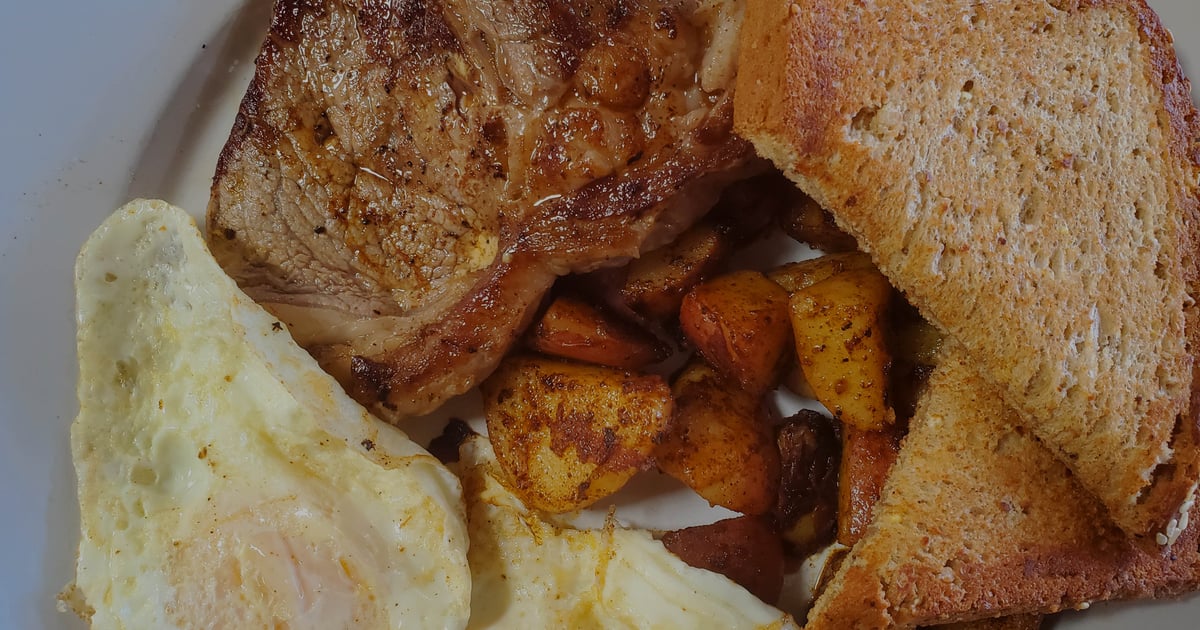 Best Breakfast Menu - Vernona Authentic Hungarian Restaurant in ...