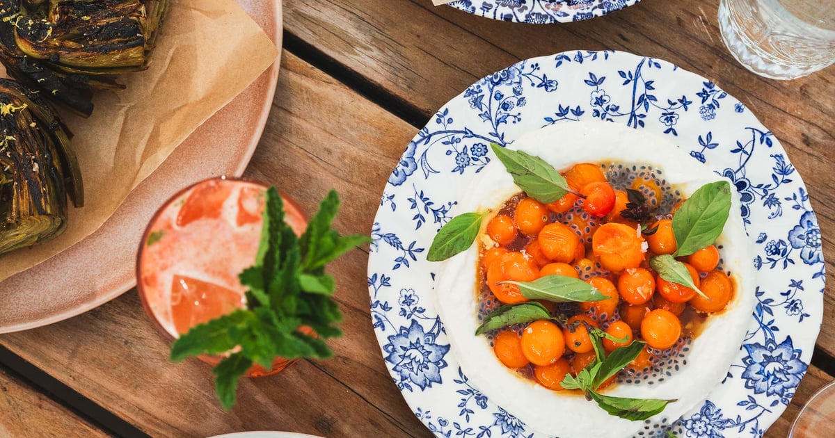 Gallery - Momed - Mediterranean Restaurant in Los Angeles, CA