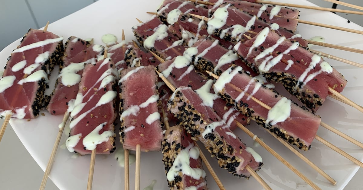 Sesame Seared Ahi Tuna Skewer with Cusabi - Sample Catering Menus - Dog ...
