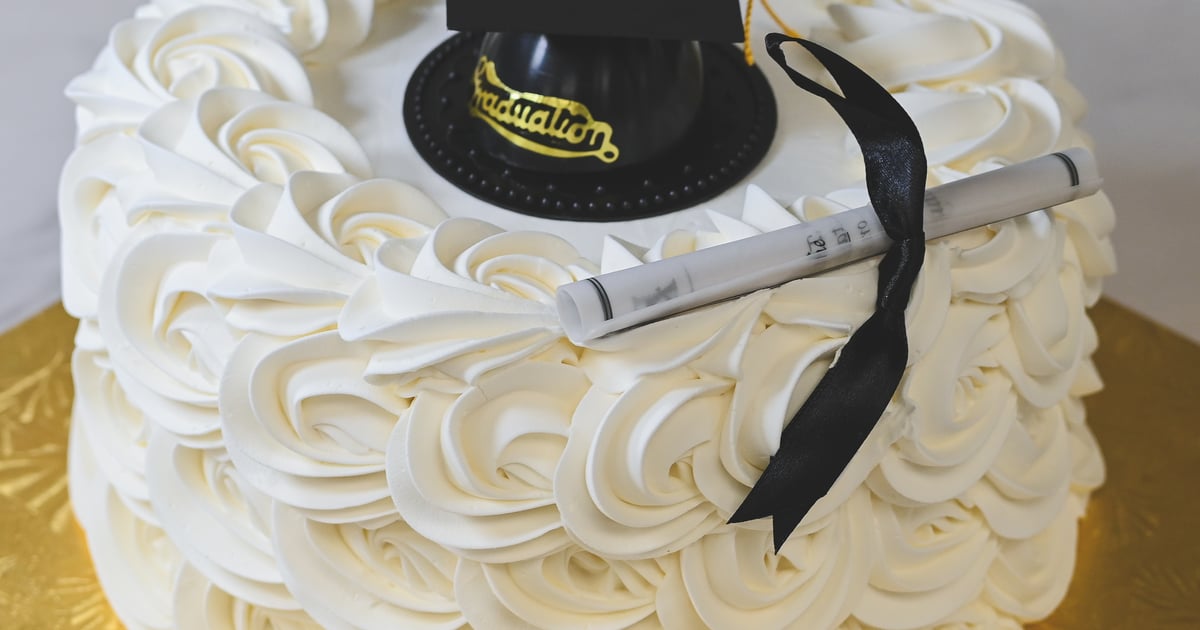 Graduation Rosette Cake - Henri's Bakery & Deli