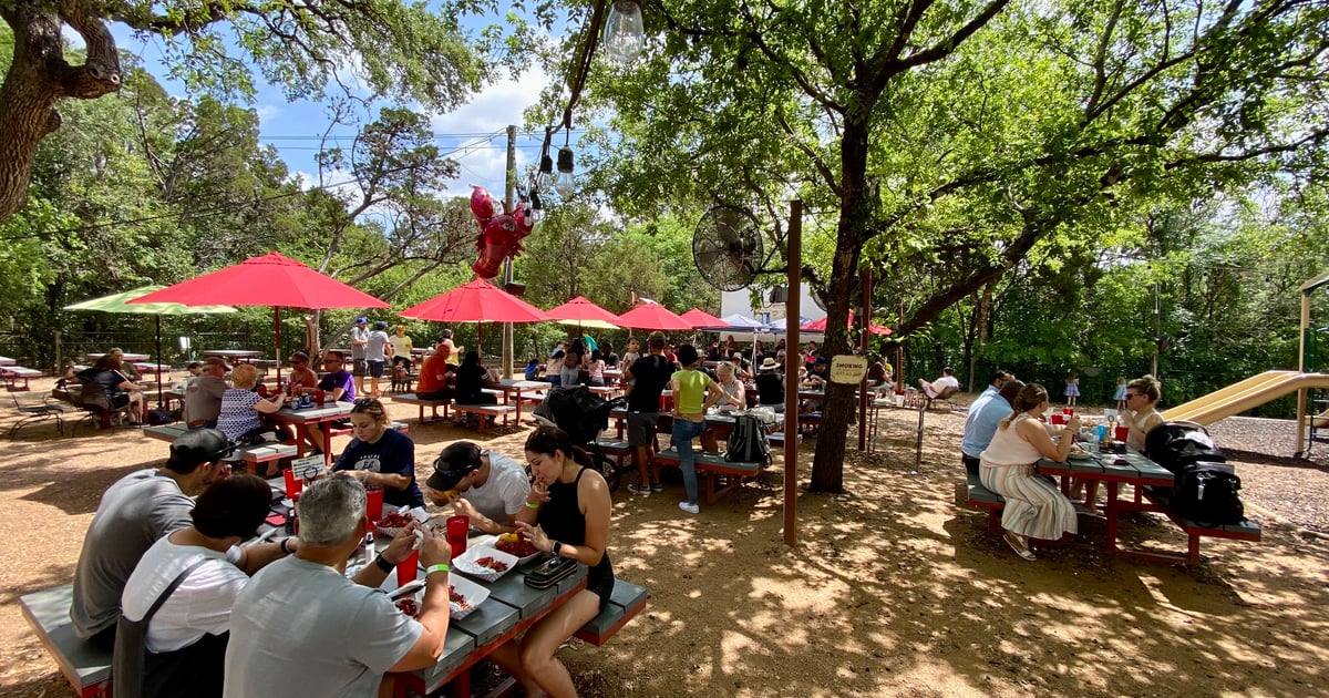 360 & 2222 - Waterloo Ice House - Family Style Restaurant in TX