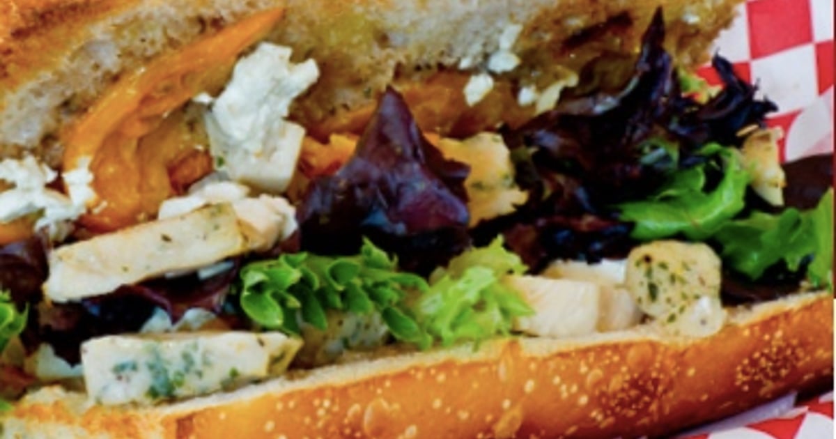 Mediterranean Chicken - Sandwiches - Uncle Peteza's Pizzeria - Pizza ...