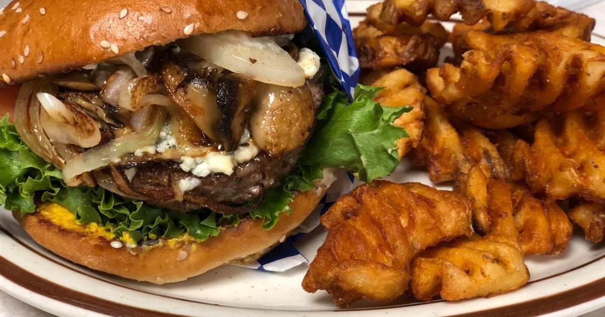 Mainstreet Cafe - American Restaurant in Reedley, CA