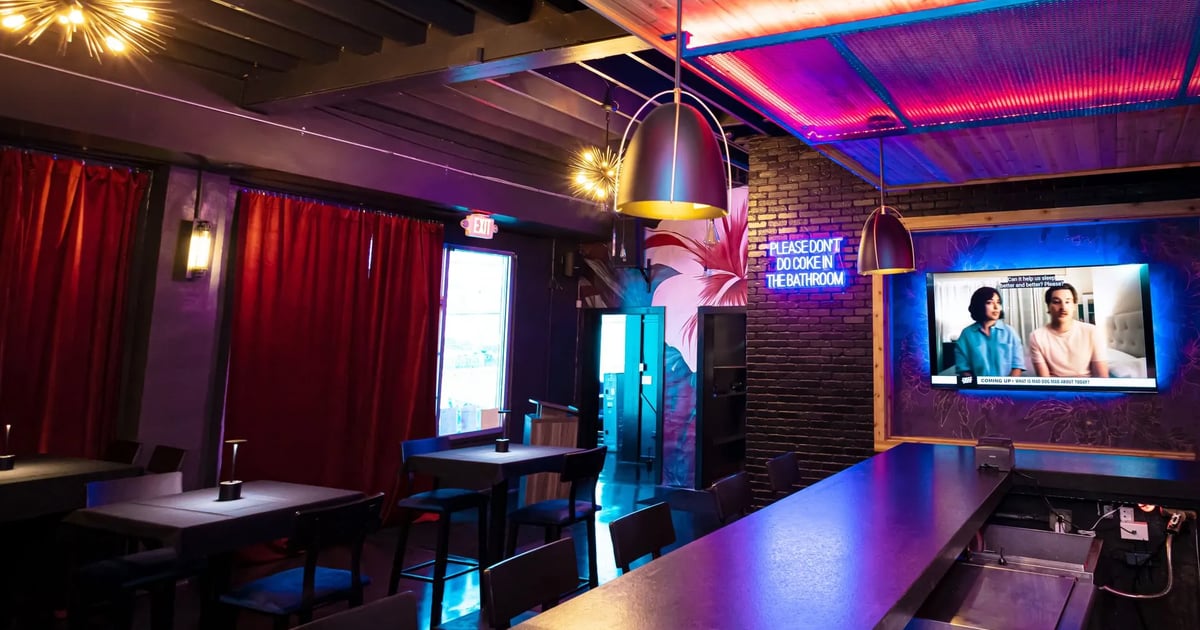 About - 42 Bar and Grill