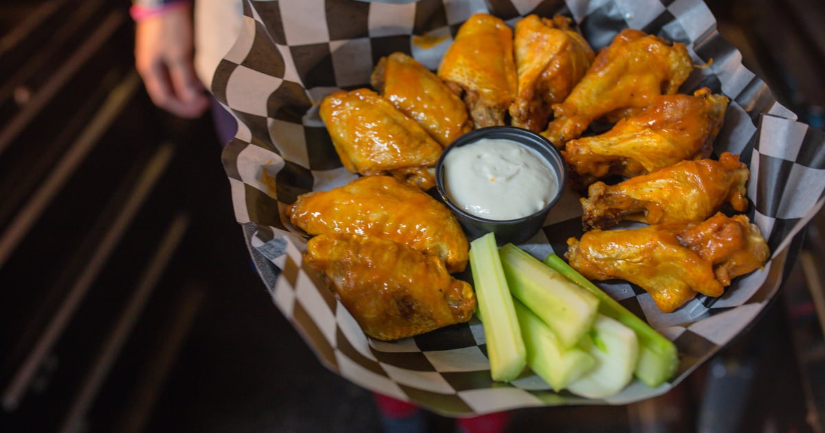 Apply - Bar-Bill Tavern - Tavern in NY