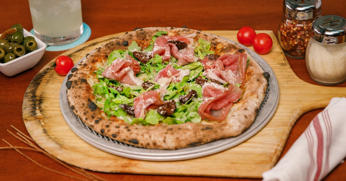 LARGE Figgy Piggy - Square Peg Pizzeria - Italian Restaurant
