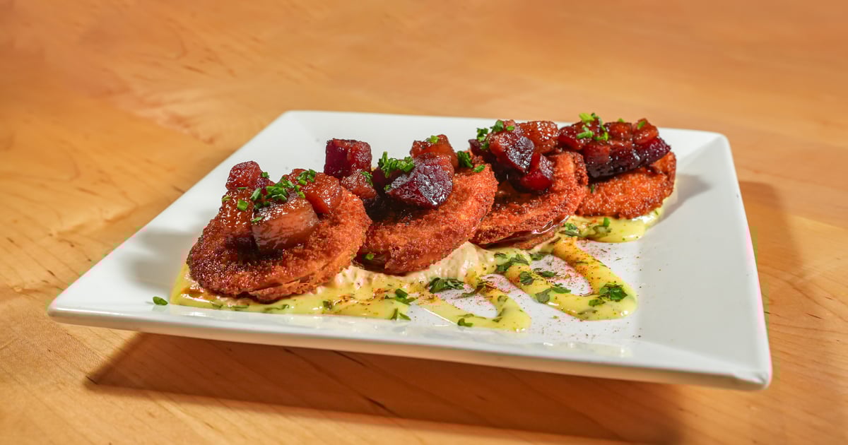 Reservations - bb's Restaurant and Bar - Serving lunch and dinner, with ...