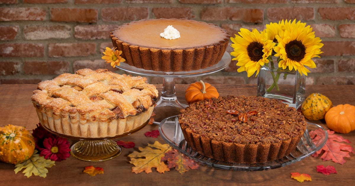 Thanksgiving Pie Ordering - Urth Caffé - European-style café