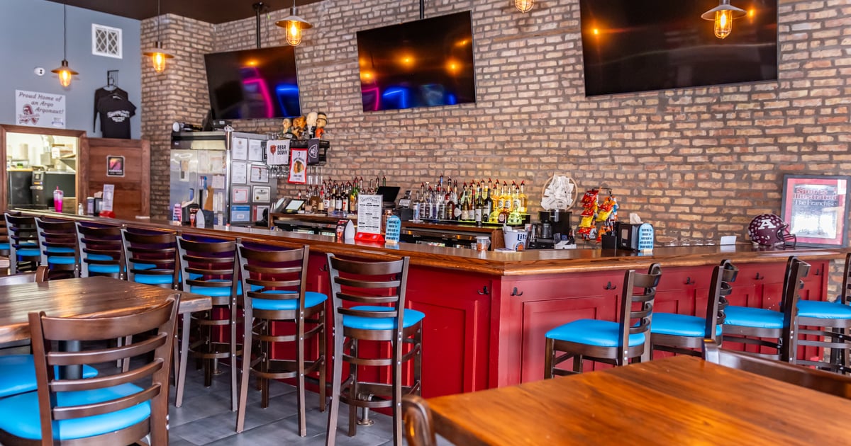 Join Our Team - Chester's Tavern & Pizza - Tavern in Summit, IL