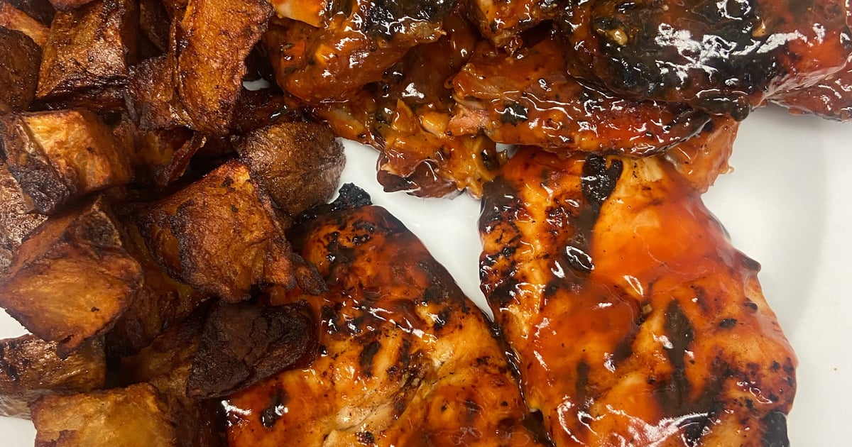 BBQ Breast & Riblets - The Spare Rib - Barbecue Restaurant in Commack, NY