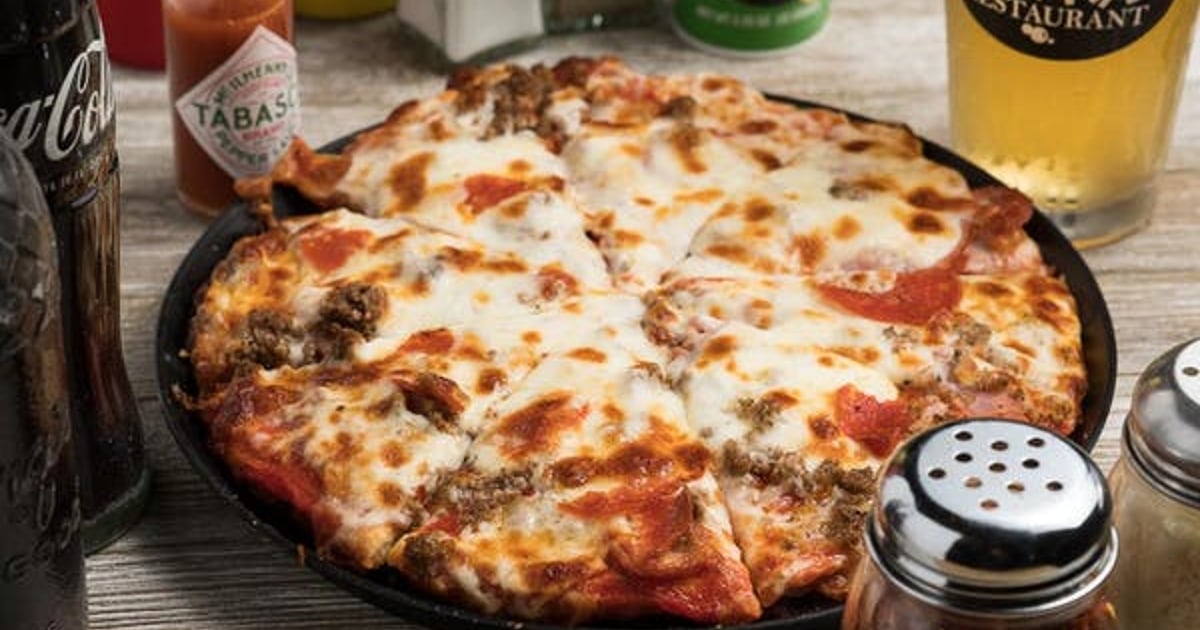 The Big Ragoo Pizza - Small - Small Stone Deck Pizzas - Pastime Restaurant