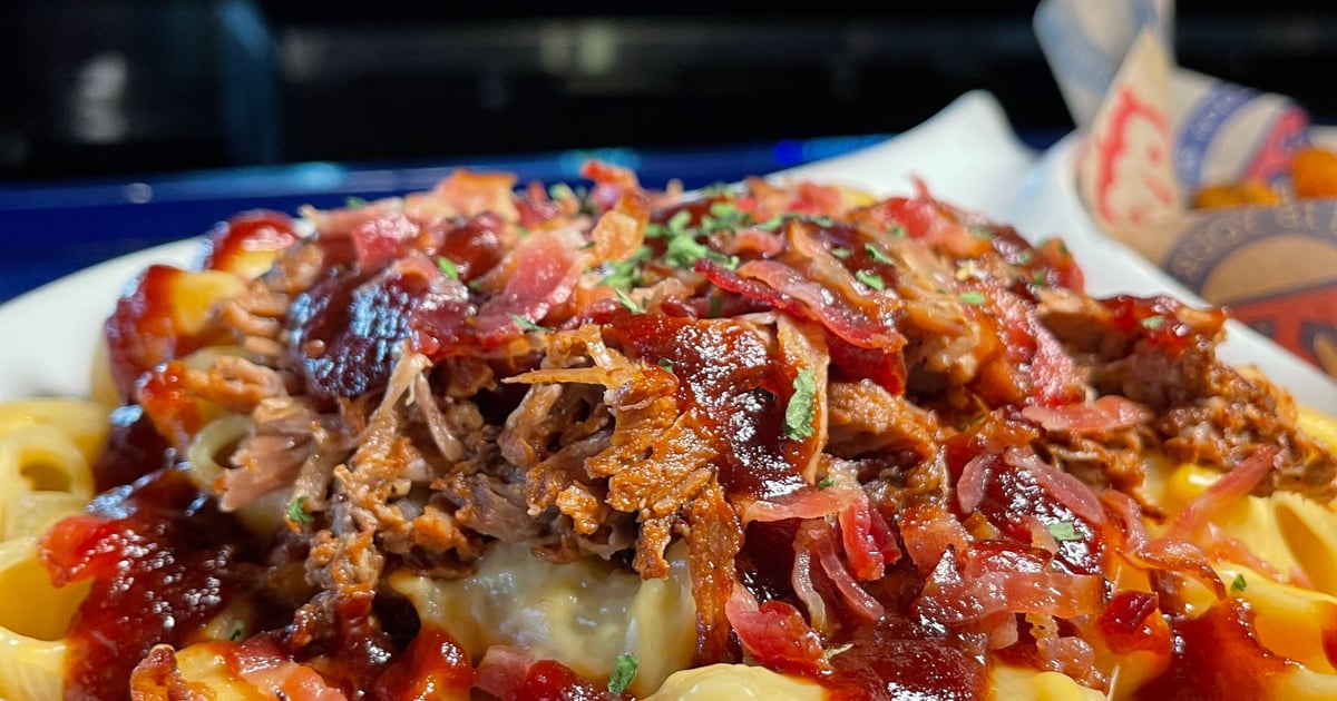 Pulled Pork N Bacon Mac N Cheese - Menu - Arooga's | Sports Bar and ...