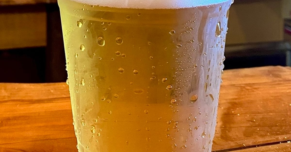 Mich Ultra - The Brewhouse at Cliff View -Restaurant in Covington, VA