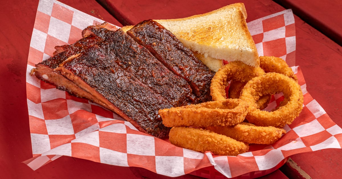 About - Hammond's BBQ - Barbecue Restaurant in Glen Rose, TX
