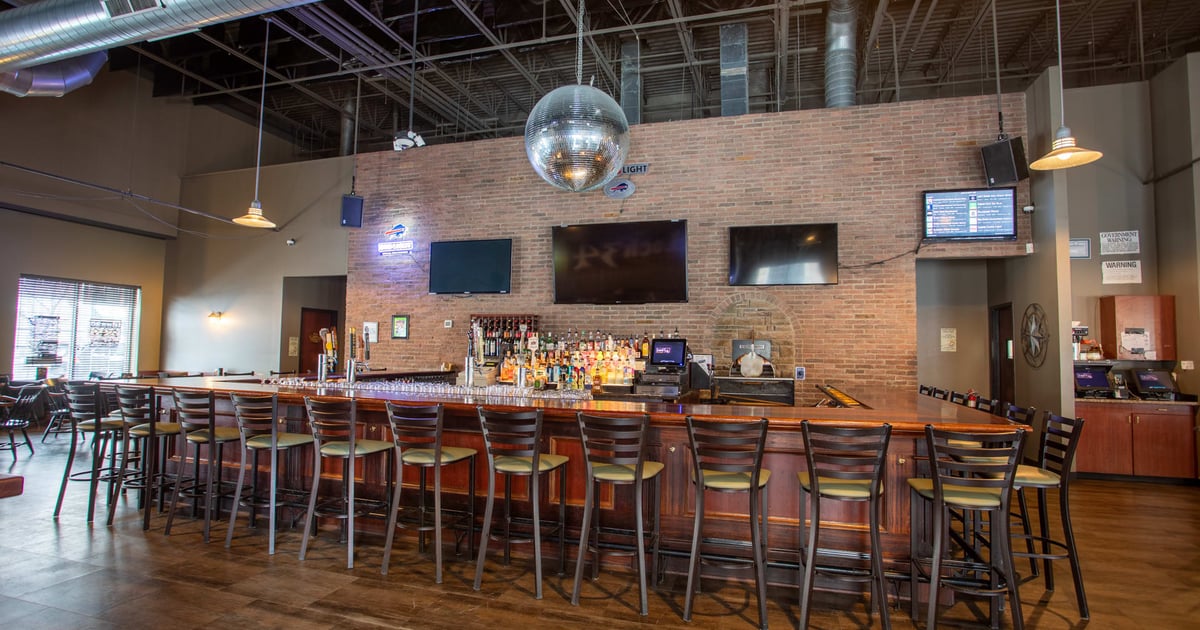 Lockport Private Parties - Lock 34 Bar & Grill - Bar & Grill in ...