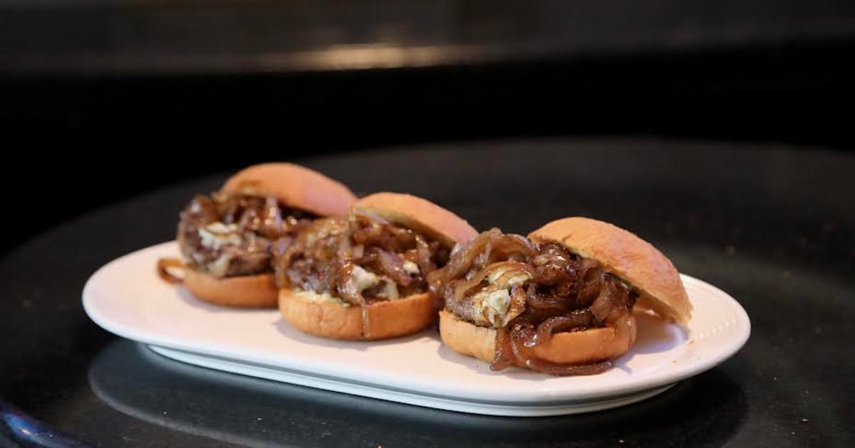 Kobe Sliders - Main Menu - Flat Top Bar and Grill - Bar & Grill in ...