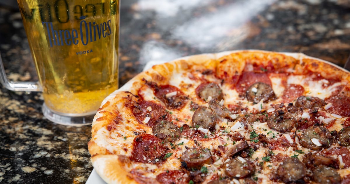 Gallery - Hightopps Backstage Grille - Bar & Grill in Timonium, MD