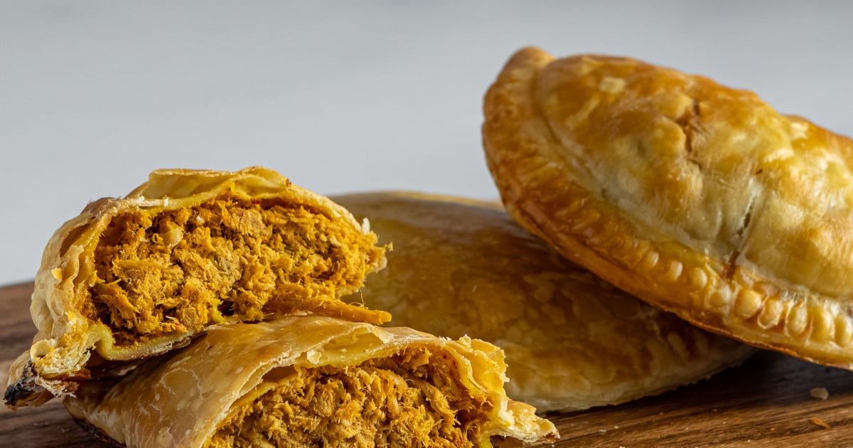 NEW Chicken Baked Empanada - Menu - Don Pan - International Bakery and ...