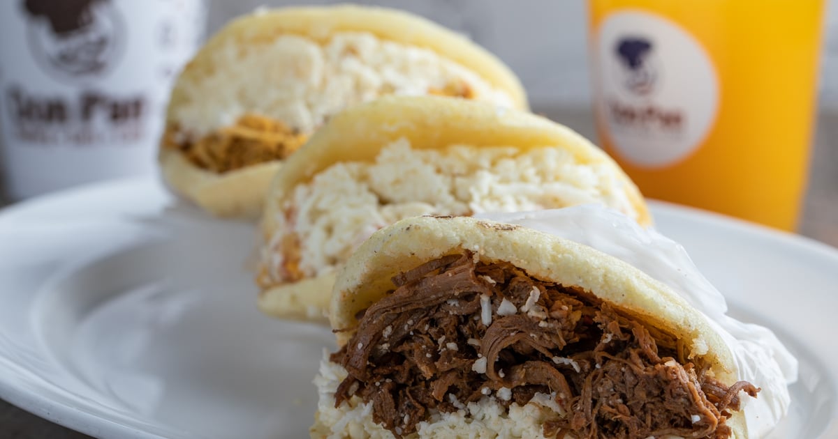 Pelua Arepa - Menu - Don Pan - International Bakery and Latin Food in ...