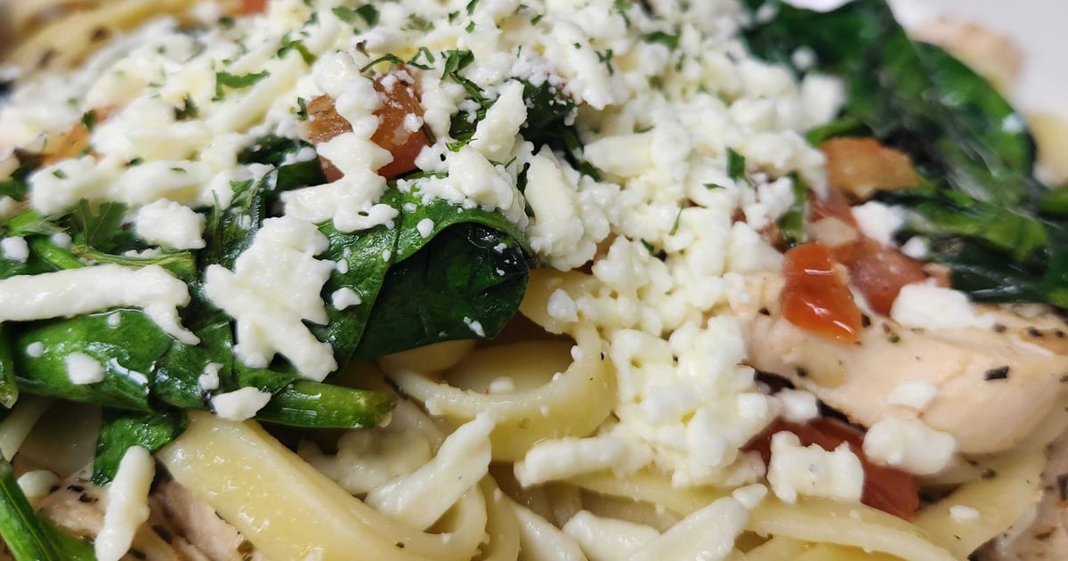 Chicken Athena* - Milton's Pizza & Pasta