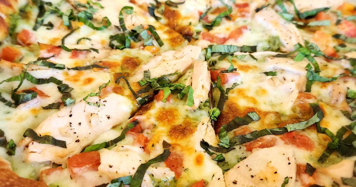 Tuscan Pesto Pizza - Milton's Pizza & Pasta