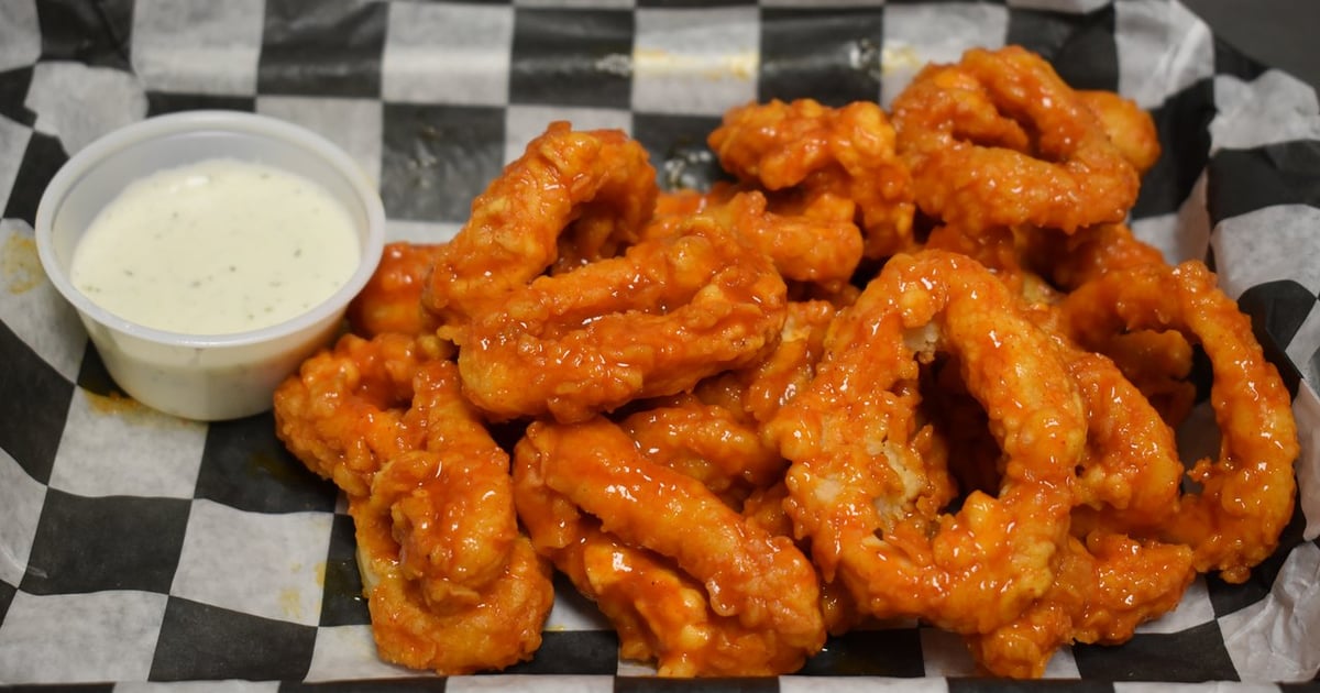 Fried Calamari Main Menu Wings Pizza And Things Chicken Wings Restaurant In Temple Tx