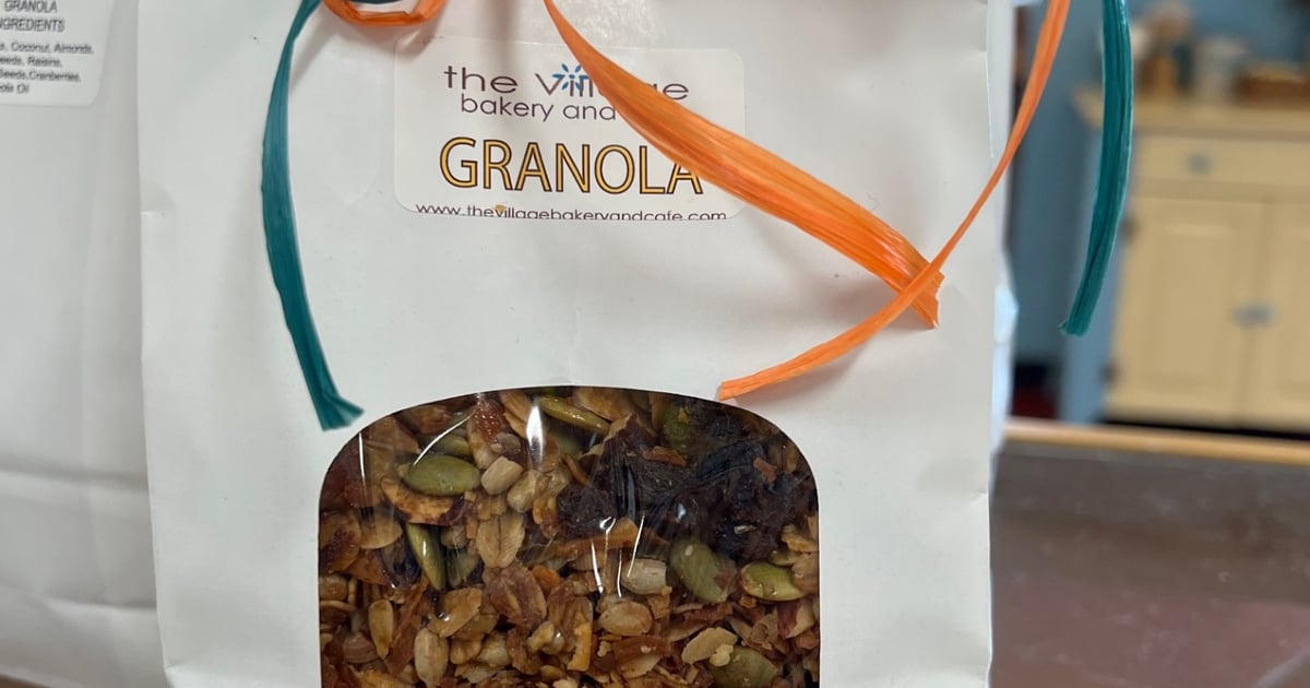 Granola (1lb Bag) - the Village Bakery and Cafe
