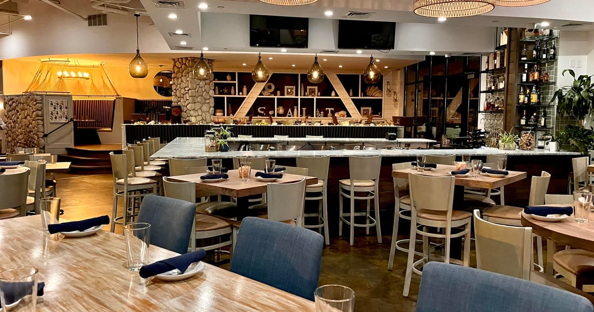 About - Salt - Casual, Fine Dining Seafood & Steak Restaurant in Indiana