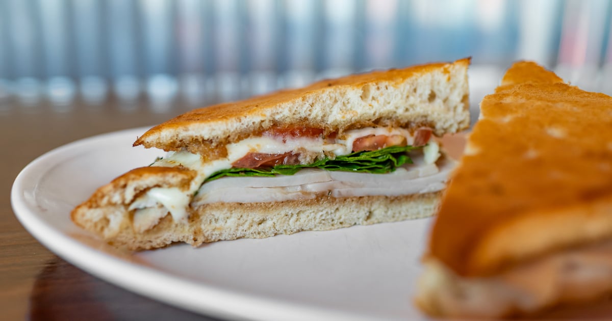 About - Taster's Pizza - Pizza Restaurant in Snowmass Village, CO