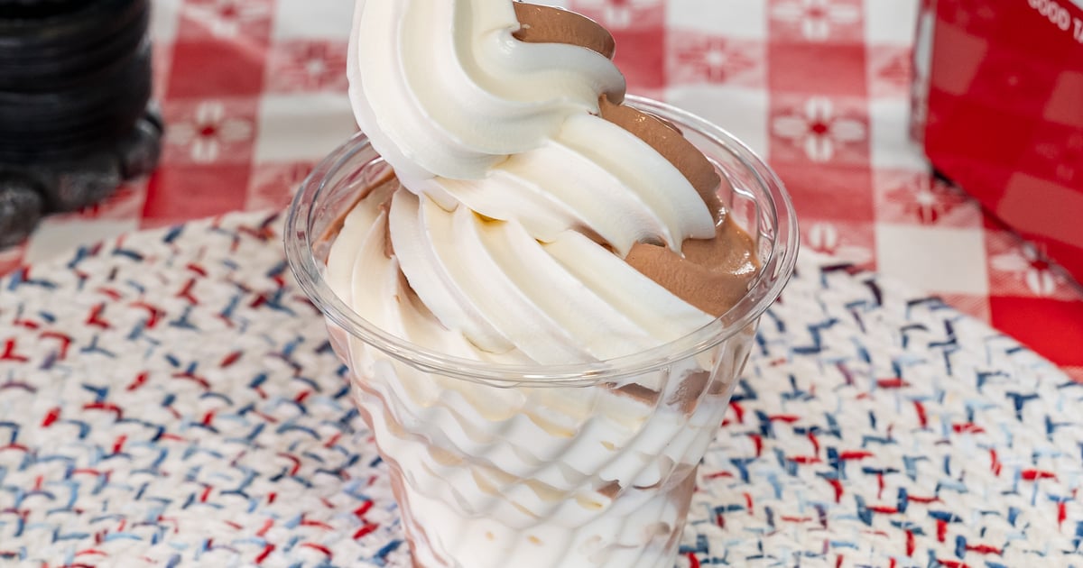 Twist Waffle Cone - Janson's Drive In - Restaurant in IL