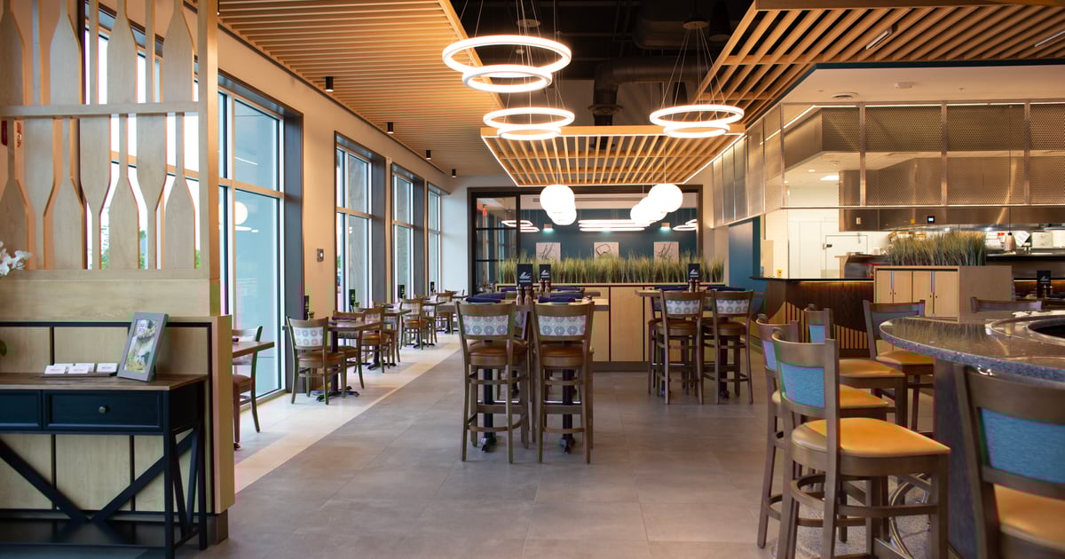 Founders Square - Oar & Iron - Raw Bar & Grill